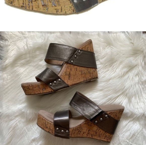 Very Volatile | Shoes | Very Volatile Karmic Pewter Wedges | Poshmark